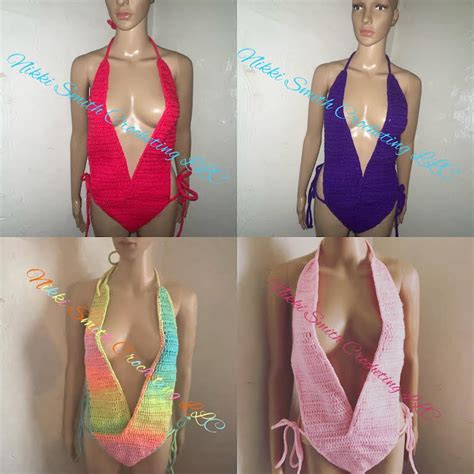 Hot Sexy Nikki Smith Bikini Pics