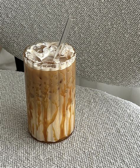 Naujoviškos Stilingos Stiklinės Kavai Arbatai Linijos Dekorantas Dekorantas