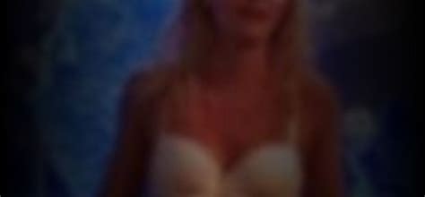 Kelli Giddish Nude Naked Pics And Sex Scenes At Mr Skin