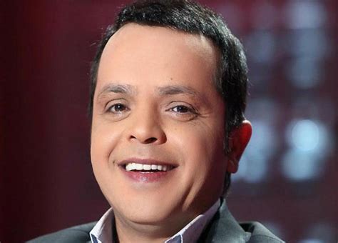 صورة محمد هنيدي سعيد بعودته للمسرح ما أحلى الرجوع إليه خبر في الفن