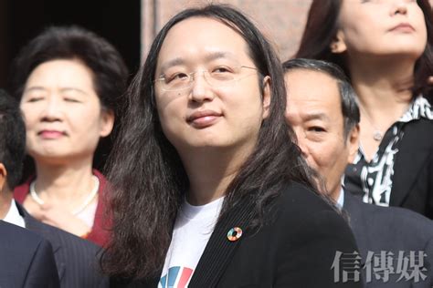 東京都知事推特感謝唐鳳 天才it大臣「改一字」再度讓日本人開眼界 信傳媒