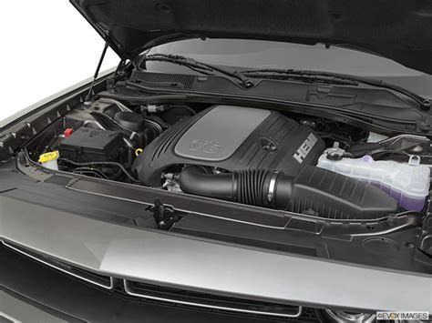 2022 Dodge Challenger Reviews Price Specs Photos And Trims Drivingca
