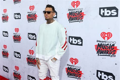 Chris Brown And Nicki Minaj Twitter Beef