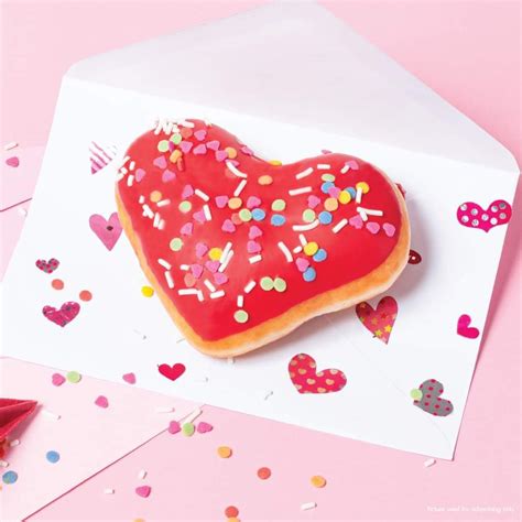 หวานละมุนกับโดนัทในวันแห่งความรัก