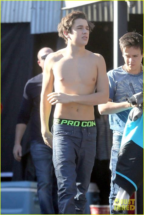 Photo Austin Mahone Goes Shirtless While Filming A Commercial 16