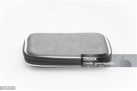 흰색 배경에 고립 된 외부 Hdd 하드 디스크 케이스 Usb 케이블에 대한 스톡 사진 및 기타 이미지 Usb 케이블 나름 네트워크 연결 플러그 Istock