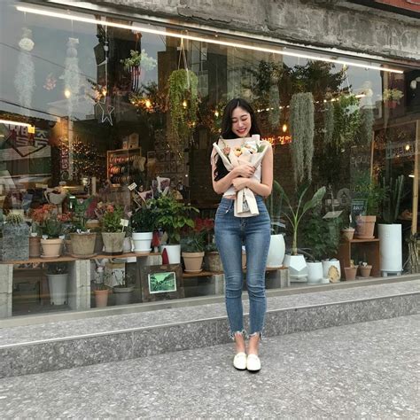 청바지 입은 러블리즈 지수 걸그룹 女연예인 시티