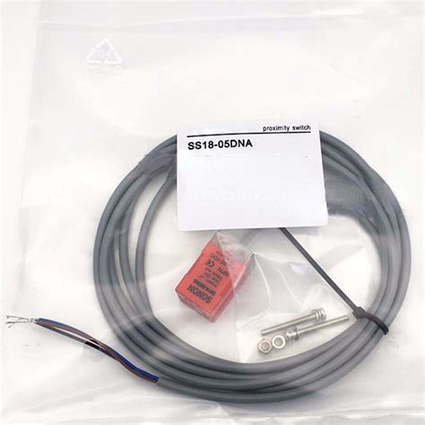 Small Square Proximity Switch Ss18 05dna Dnb Inductive Dc Three Wire Npn Waterproof Sensor
