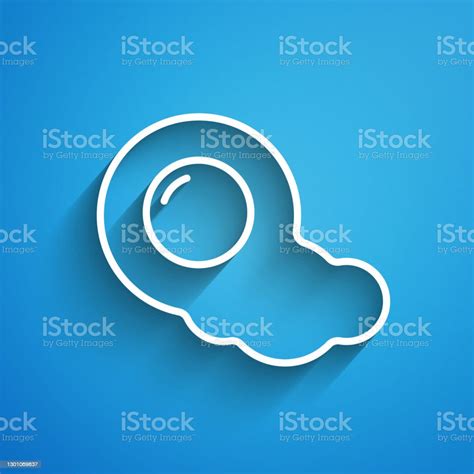 흰색 라인 스크램블 계란 아이콘은 파란색 배경에 격리 가정 요리 음식 계란 튀김 건강한 아침 식사 오믈렛 아이콘 긴 그림자 벡터 건강한 생활방식에 대한 스톡 벡터 아트 및