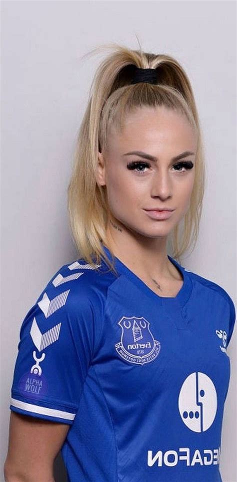 Pin By Szabó Zsolt On Alisha Lehmann Soccer Girl Beautiful Athletes