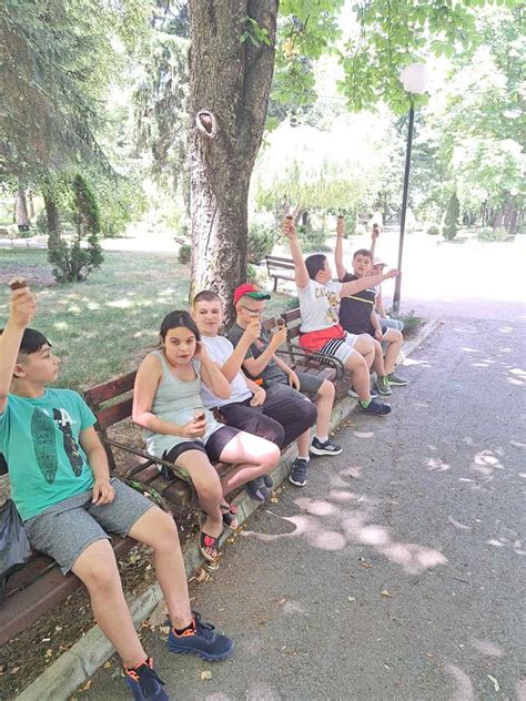 Прохладни Дневен Център за работа с деца и младежи с увреждания Символ на любовта