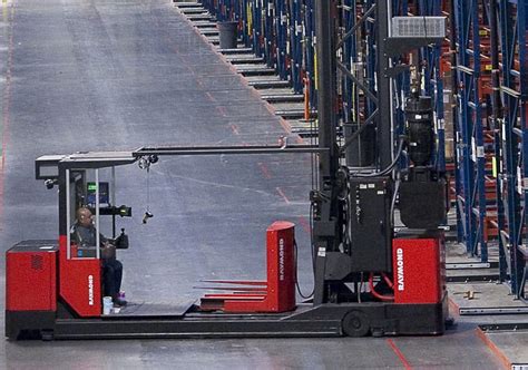 Transtacker Heavy Duty Turret Truck Very Narrow Aisle Forklift