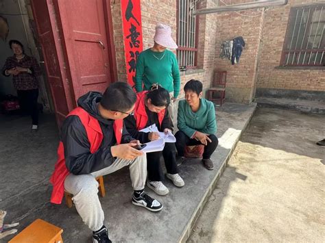 凤县河口镇安河寺村：入户走访知民情 贴心服务解民忧 中国文明网·宝鸡