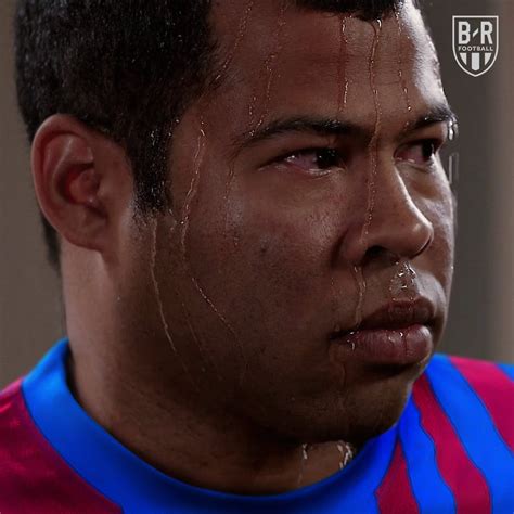 B R Football On Twitter Barcelona Fans Reading All The Messi News