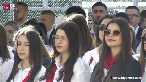 С вълнуващи тържество откриха новата учебна година в най старото средно