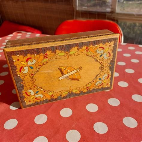 Дървена кутия за съхранение на цигари Арда табакера пълна гр Асеновград • Olx Bg