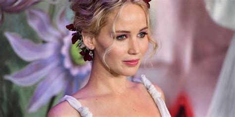 See Jennifer Lawrences Wedding Dress From All Angles Jennifer