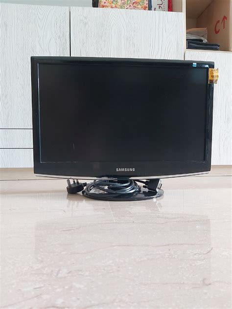 Samsung Monitor Computers Tech Parts Accessories Monitor Screens On Carousell