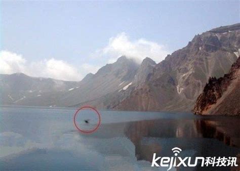 天池水怪图片 天池水怪动画图片 水怪图片 大山谷图库