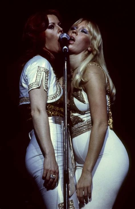 Agnetha Fältskog Elegant Feminine Seductive Style Abba On Stage