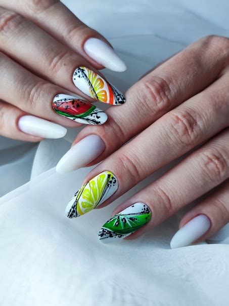 Здравствуйте милые дамы Я начинающий сертифицированный мастер маникюра