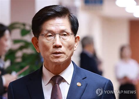 [2보] 코로나 중 현장예배 김문수·사랑제일교회 신도 벌금형 확정