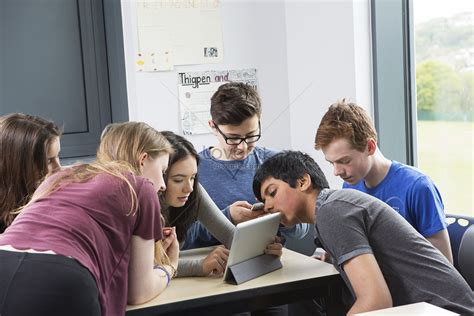 Classmates Studying In Class Picture And Hd Photos Free Download On