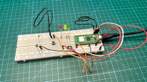 Raspberry Pi Pico Kurs PWM ADC Und Kommunikation Mit Dem Computer Botland