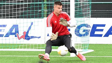 Brankár Takáč Chytil V Rozstrele Tri Pokutové Kopy A Udržal Trnavu V