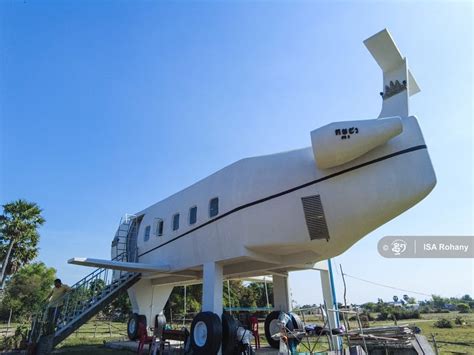 លោក ច្រាច់ ពៅ សង់ «ផ្ទះយន្តហោះ តាមក្តីស្រមៃពីតូច