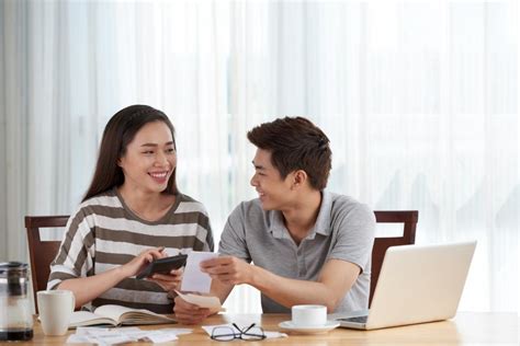 How To Talk About Sensitive Topics Without Hurting Your Relationship
