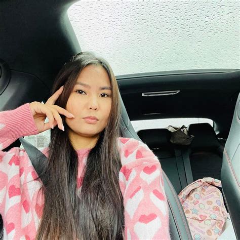 Соёл 👜👖Эмэгтэй оффис өмд👖 Энгийн үед ч өмсөхөд боломжтой 📌Өндөр суудалтай өмсөхөд биед