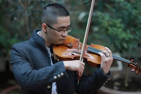 What Is The Difference Between A Fiddle And A Violin Learn All About