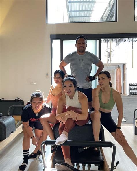 Routine Weightlifting To Boxing 9 Latest Photos Of Gisel Who Is Now Getting Buff Her Abs Are