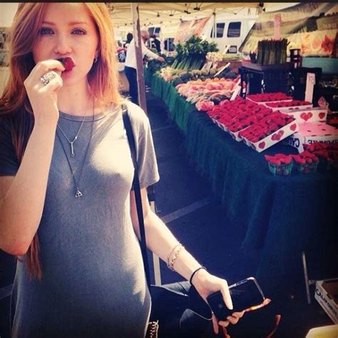 Strawberry Porn Pic Eporner