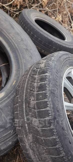 Диски R17 с резиной 215/60/17 Bridgestone Blizzak - Колёса во Владивостоке