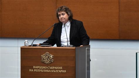 Наталия Киселова В момента е много трудно да кажем кои са на власт и кои са в опозиция Новини бг