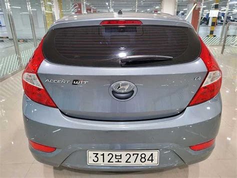 현대 엑센트신형 위트 14vvt 모던 중고차 경기도 수원시 권선구 고색동 비즈프로필