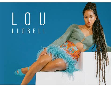 Hot Sexy Lou Llobell Bikini Pics