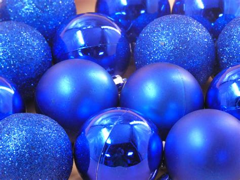 Ёлочный шар купить по выгодной цене в интернет магазине Ozon 779833872