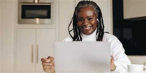 Why Become A Data Analyst A Complete Guide