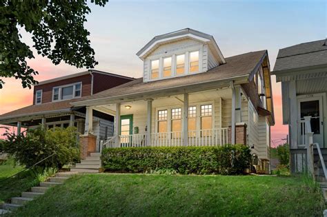 1720 E Bennett Ave Unit 1720a Milwaukee Wi 53207 Mls 1925074 Redfin