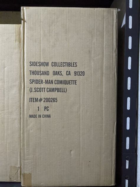 Sideshow Collectibles Spider Man Mary Jane Gwen Stacy Comiquette Hobbies And Toys Memorabilia