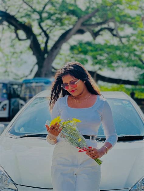 අම්මා කිව්වා යන්න එපා ඕවා බොරු වැඩ කියලා 😌ගොඩක් අය අපි ළගට එන්නේ මේක කරගන්න පුළුවන් වෙයිද