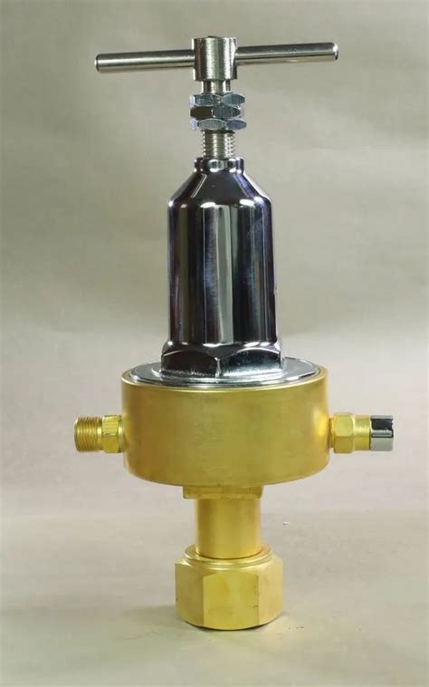 Ips Life Heavy Duty High Flow Regulator Gas Oxygen At Best Price In Kolkata