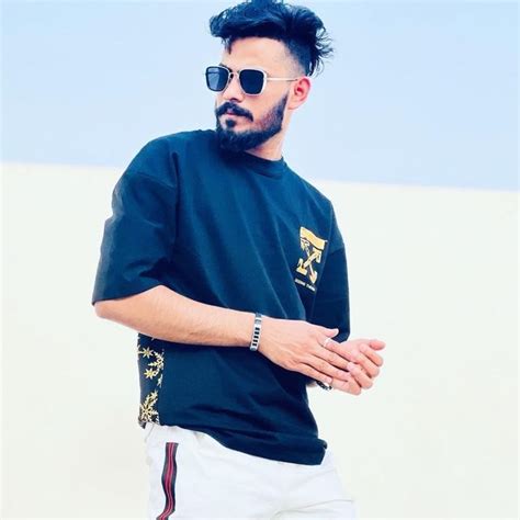 Suhail Shah Suhail Chooie Threads Say More