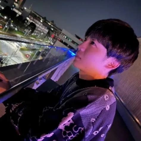 Echiechi Milch Bukkake Auf Meinem Gesicht In Einer Spiegelstellung Yu Kun Yukun Selbst