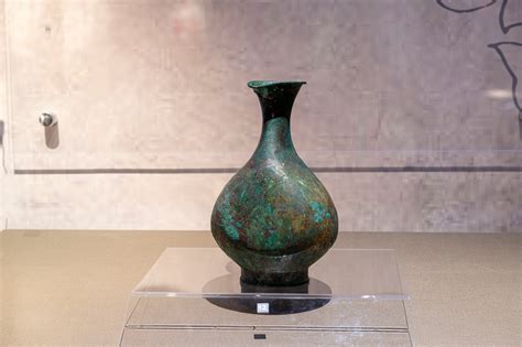 Чингис хаан музейн сан хөмрөгийг язгууртан эмэгтэйн алтан эмээл зэргээр баяжуулав