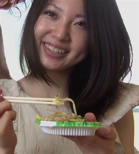 Noriko Model Profile