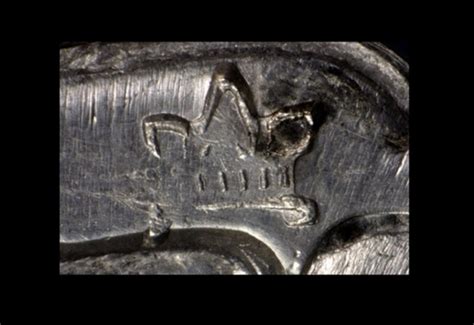 25 ศตวรรษ เนื้อชิน ปี 2500 พิเศษสุดๆ โค้ตศาลา โค้ต วป หลวงปู่ทิม วัดระหารไร่ ปลุกเสก พระเมือง